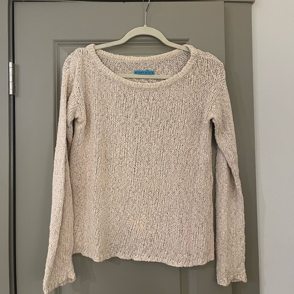 Alice + Olivia | Sweaters | Alice Olivia Beige Sweater | Poshmark